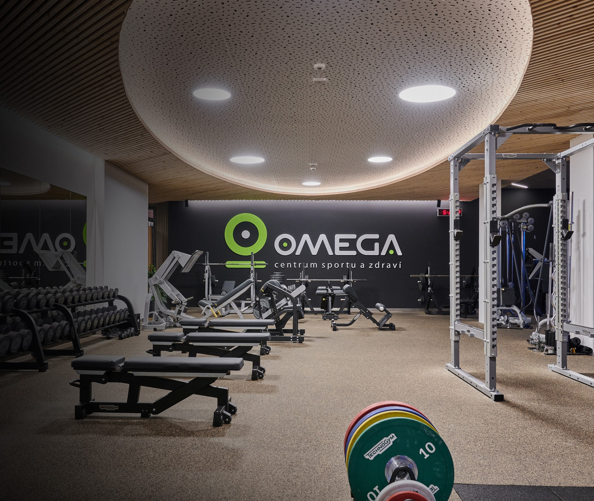OMEGASPORT Olomouc - Fitness, Tenis, Badminton, Squash a Relax